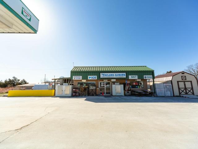 784 E State Highway 215