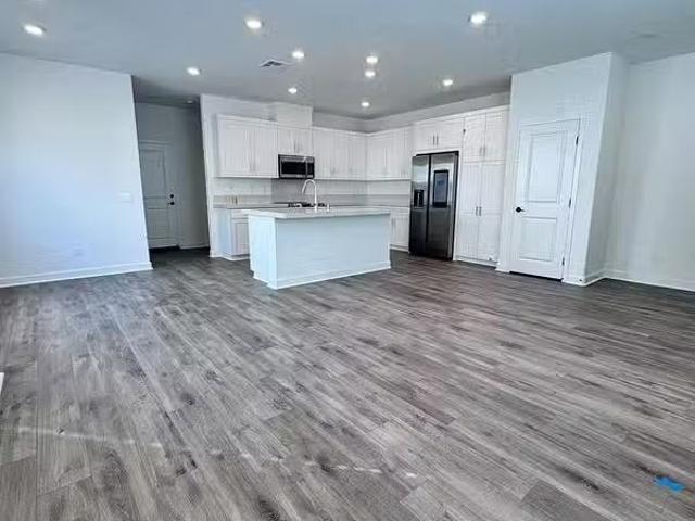 784 Mateo St, Chula Vista, CA 91911 MLS #250019794