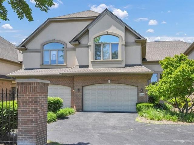 784 N Franklin Ave, Palatine, IL 60067