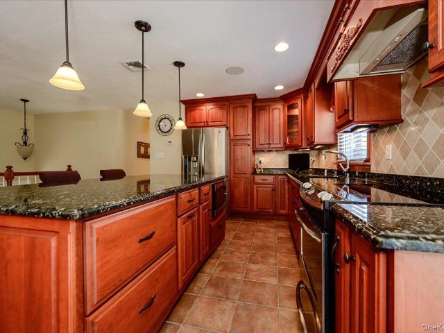 784 Newbridge Road