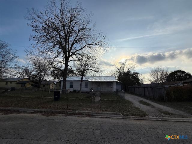 784 Samuels Avenue