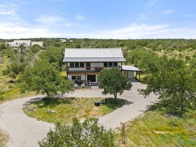 784 River View Dr, Johnson City, TX 78636