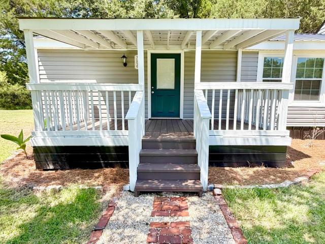 784 W Pleasant Hill Road