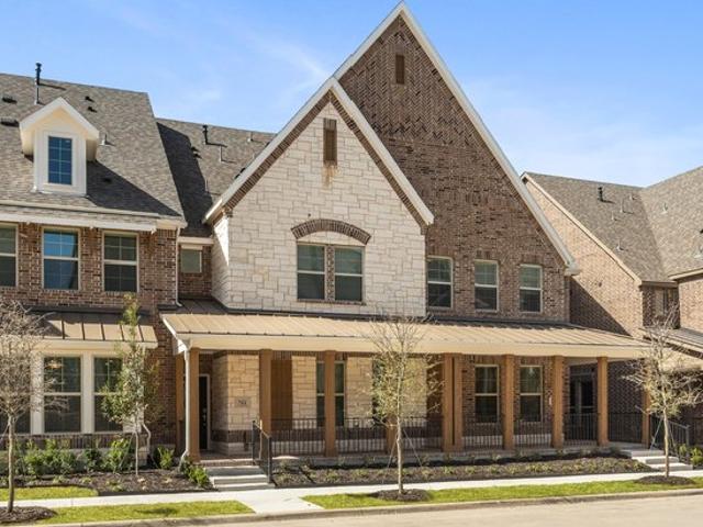 7854 Bayside Dr, Rowlett, TX 75088