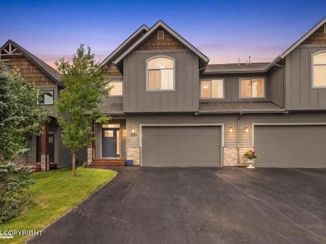 7854 Gate Creek Dr, Anchorage, AK 99502