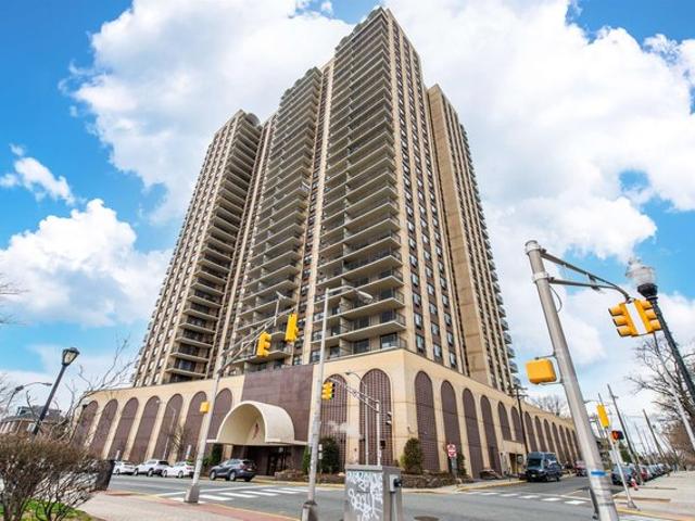7855 Boulevard East Apt 26E, North Bergen, NJ 07047