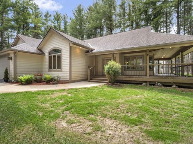 7855 Indian Lore Rd Unit 20, Farmington, WI 53090