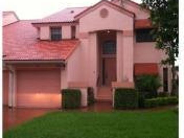 7856 Lexington Club Blvd Apt B, Delray Beach, FL 33446