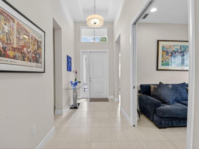 7857 Waterford Isle, Delray Beach, FL 33446 | MLS #R11168 | Compass