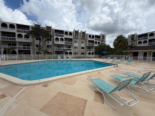 7850 Camino Real Apt 401, Miami, FL 33143