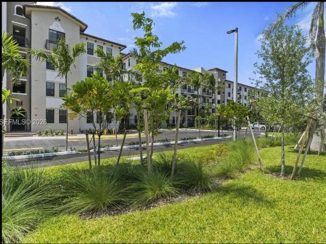 7850 Pasadena Blvd, Unit A1, Pembroke Pines, FL 33024 | MLS #A11966