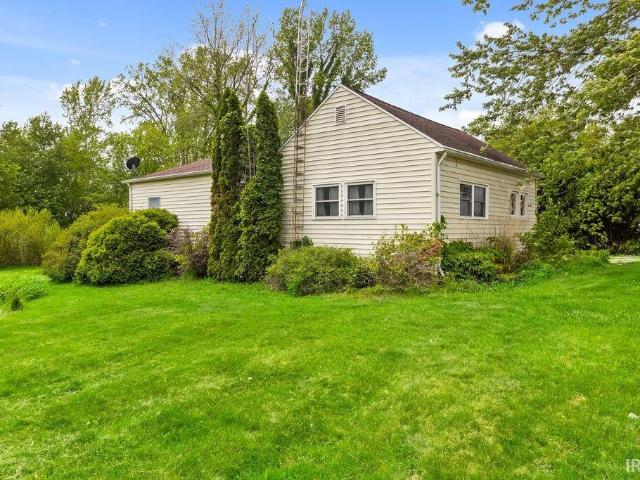 7851 E 1000 N Road