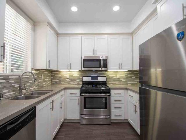 7851 3 Bedroom Apartment for Rent at 7851 Ventura Canyon Ave, Los Angeles, CA 91402 Panorama City