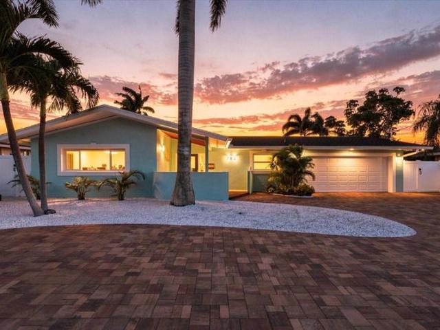 7852 Causeway Blvd S, Saint Petersburg, FL 33707