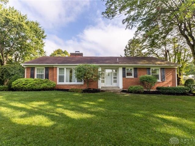 7853 Chambersburg Rd, Huber Heights, OH 45424