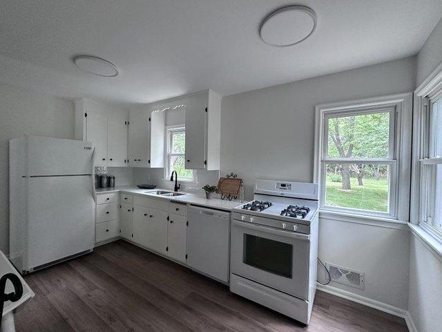 7853 Long Lake Rd, Mounds View, MN 55112