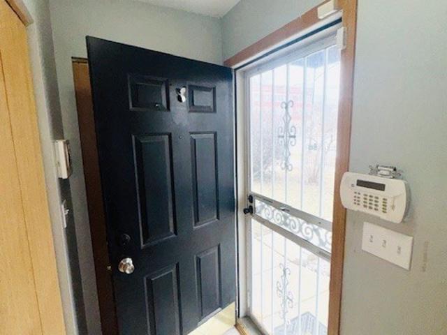 7853 S Normal Ave, Unit 1, Chicago, IL 60620 | MLS #12586 | Compass