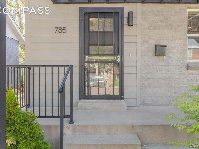 785 Dexter St, Denver, CO