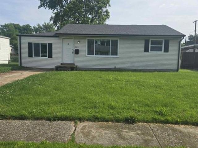 785 Florland Dr, Florissant, MO 63031
