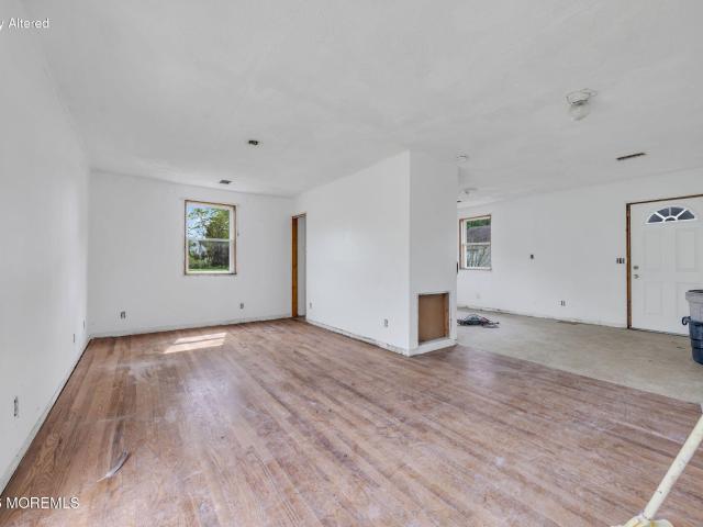785 Highway 34, Colts Neck, NJ 07722 | MLS #22612