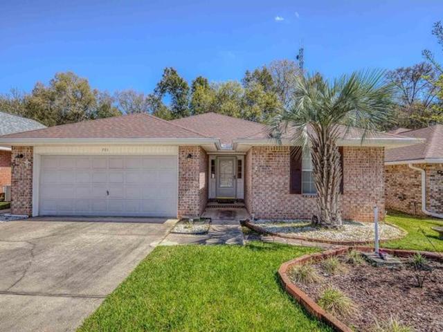 785 Ladner Dr, Pensacola, FL 32505