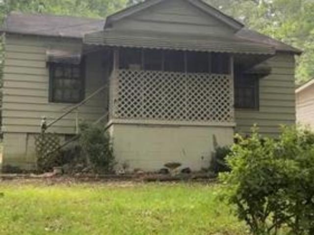 785 Murphey St, Scottdale, GA 30079