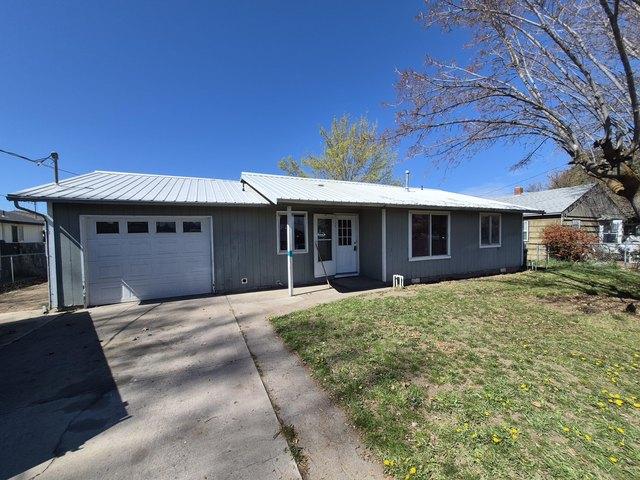 785 NW Beaver St, Prineville, OR 97754