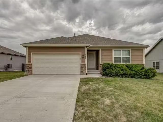 785 S MULBERRY ST, GARDNER, KS 66030 Single Family Residence F.