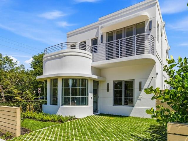785 Park Pl, West Palm Beach, FL 33401