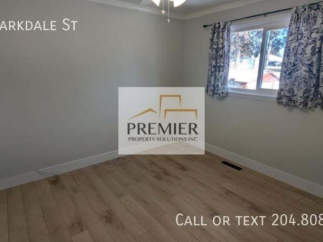 785 Parkdale St, 2 beds, 1 full bath