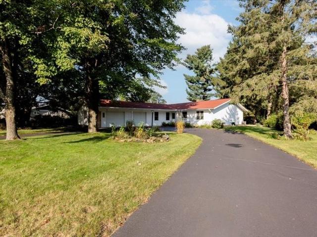 785 River Heights Rd, Menomonie, WI 54751