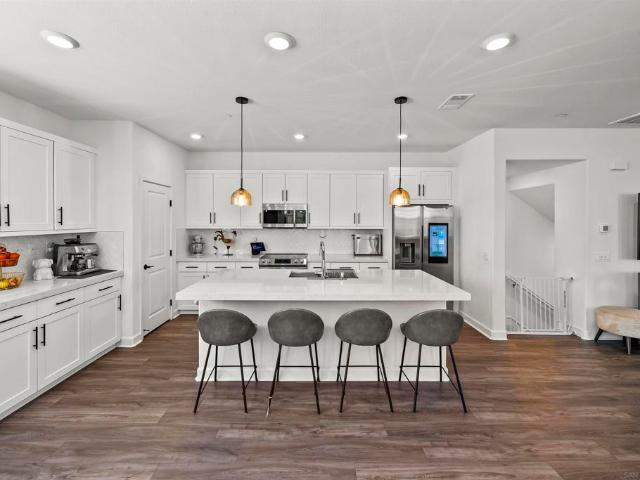 785 Vada St. 1