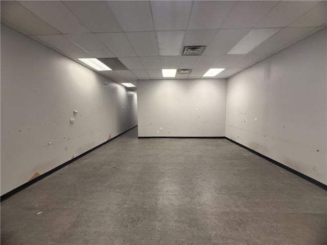 7864 8 Transit Road