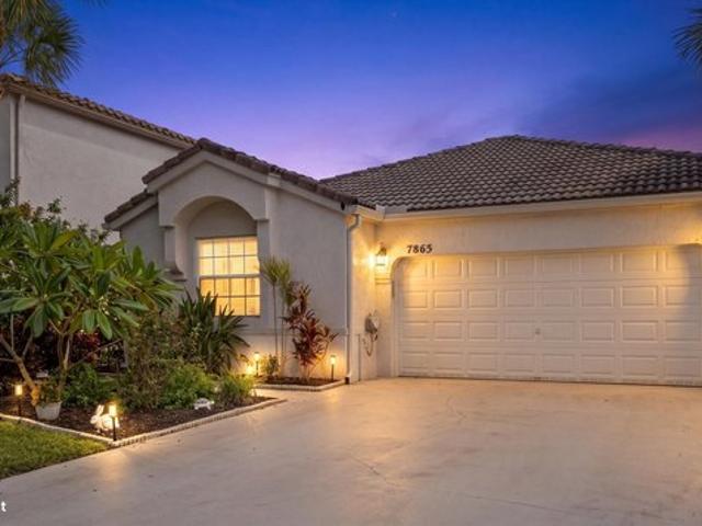 7865 Rockport Cir, Lake Worth, FL 33467