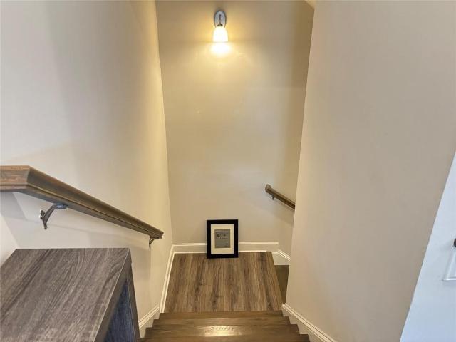 7866 Laurel Crest Drive