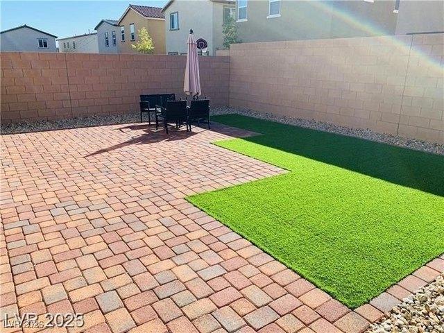 7867 Pink Opal Ave, Las Vegas, NV 89113