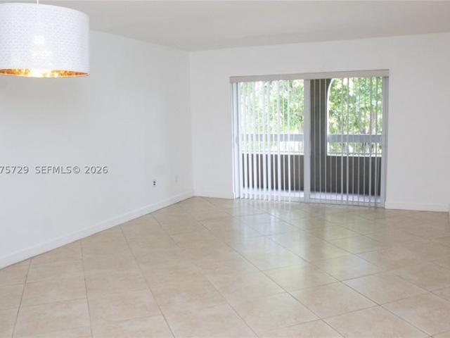 7860 Camino Real Apt 406, Miami, FL 33143