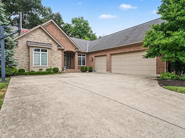 7860 Jolain Dr, Montgomery, OH 45242