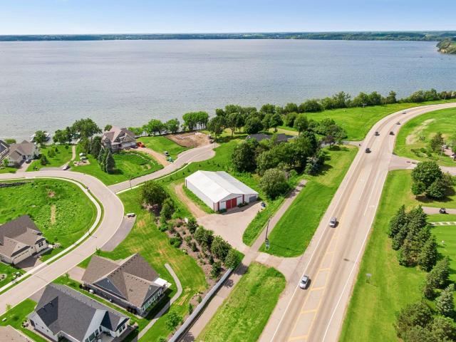 7860 Laketown Parkway