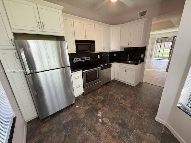 7860 Lexington Club Blvd, Unit B, Delray Beach, FL 33446 | MLS #A11996