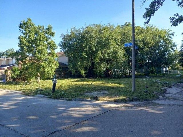 7860 Sand St Lot 12, New Orleans, LA 70128