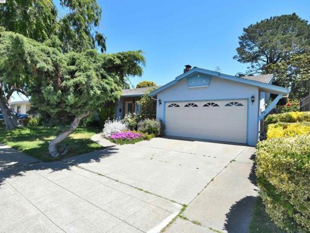 7861 Cranford Ln, Dublin, CA 94568