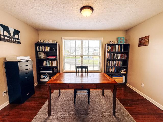 786 Claw Ct