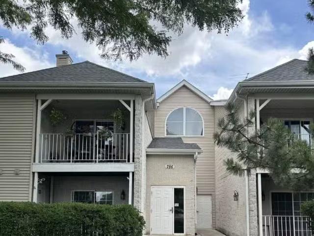 786 N Gary Avenue, 106, Carol Stream, IL 60188