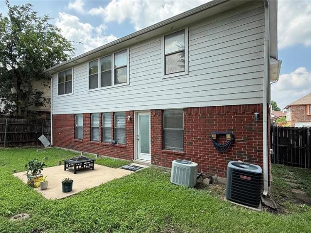 786 Pierre Lane