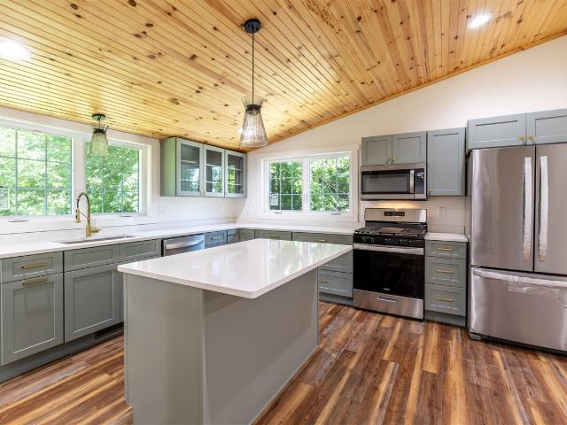 786 W Colon Road