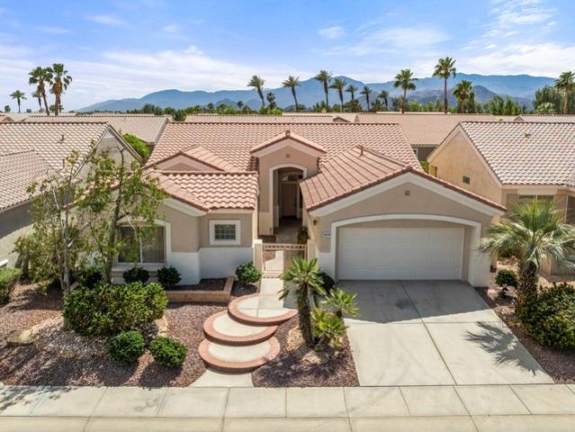 78745 Platinum Dr, Palm Desert, CA 92211