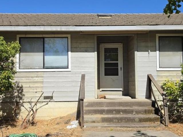 7874 Heather Ln, Vacaville, CA 95688