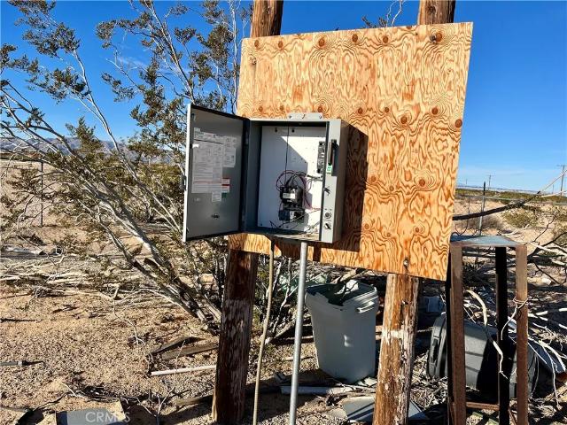 78751 Amboy, Twentynine Palms, CA 92277 | MLS #SW25014 | Compass
