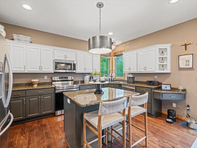 7876 17th Street N
